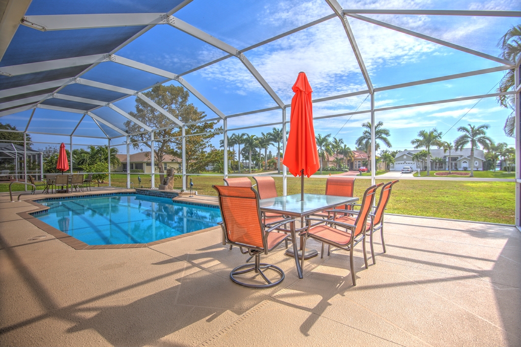 About – Josh Yates